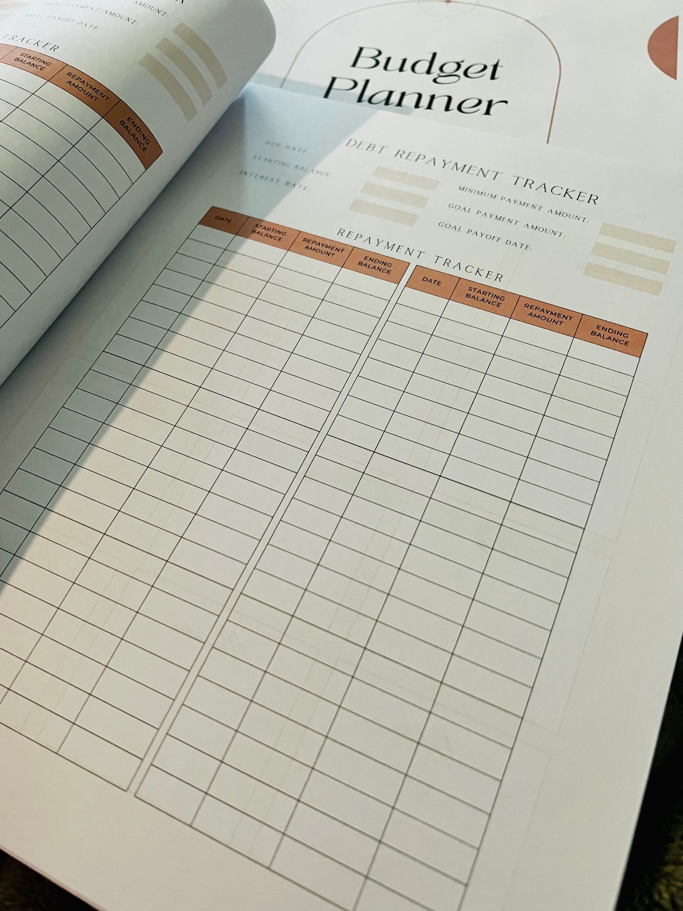 12 Month Undated Budget Planner Finance Planner Money Tracker Budget ...