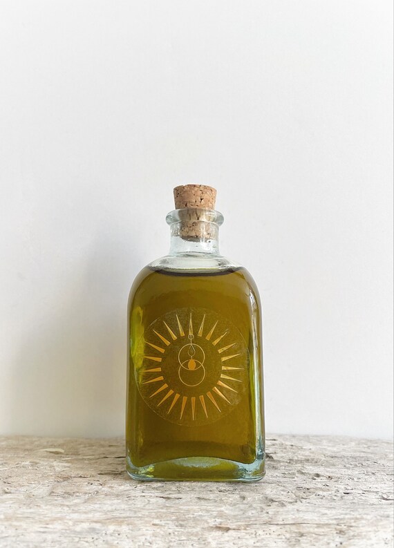 Magic Mugwort Oil - Etsy