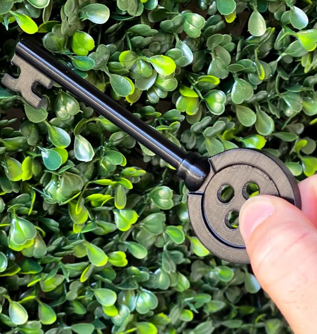 Coraline the Movie Button Key Real Size - Etsy UK