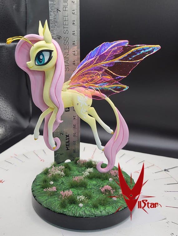 My Little Pony Fluttershy Flying