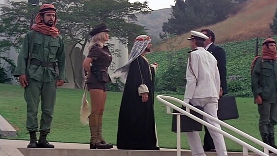 Ilsa Harem Keeper Oil Sheiks Of The Belly