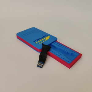 Cyberpunk 2077 CYTECH 2.1 Blue Shard USB 3.0 Flash Drive 32GB - Etsy