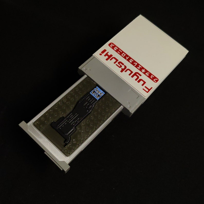 Cyberpunk 2077 FUYUTSUKI Shard USB 3.0 Flash Drive 32GB - Etsy