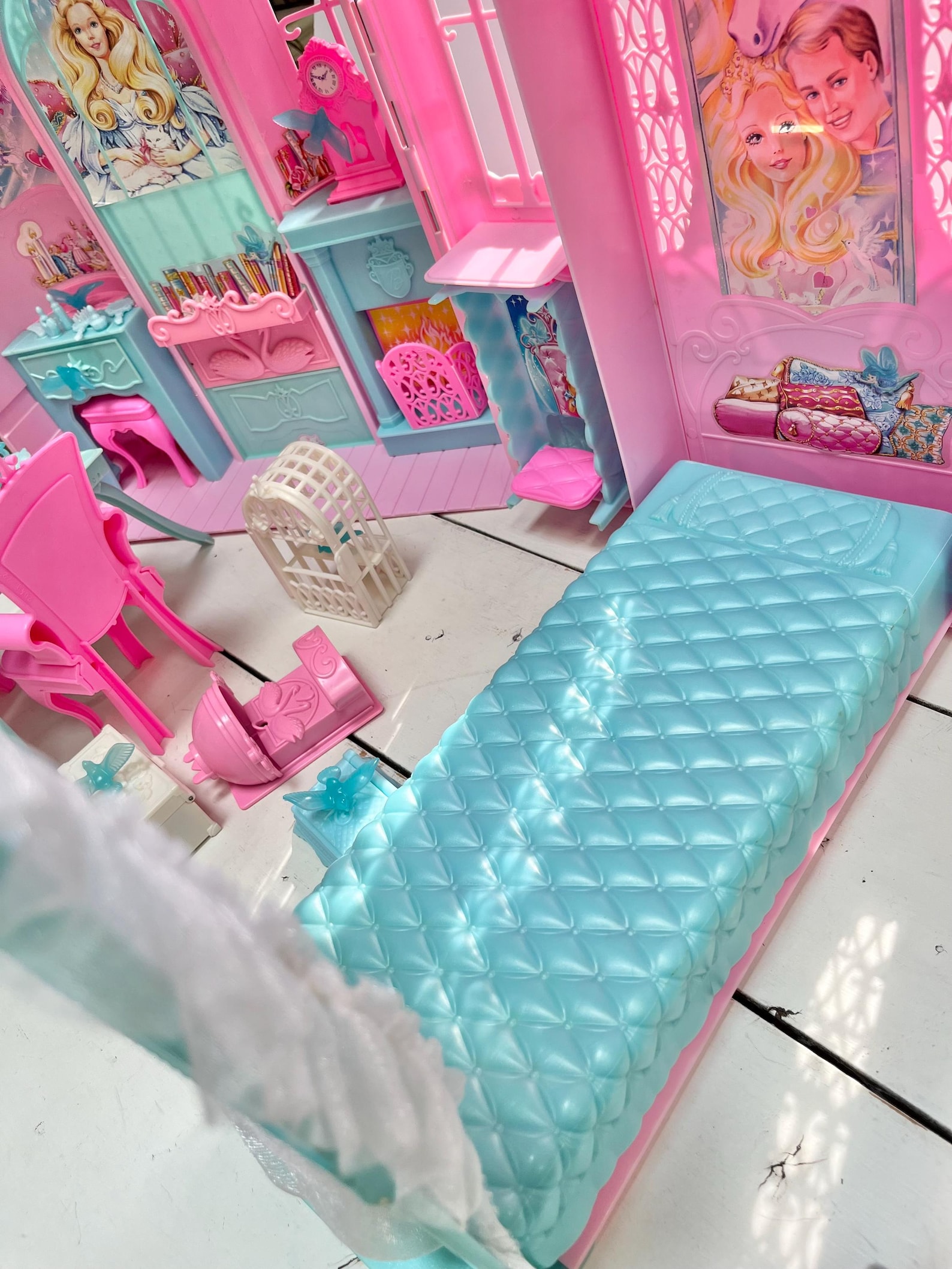 Barbie Swan Lake Enchanted Castle Mattel 2003 Vintage Folding House ...