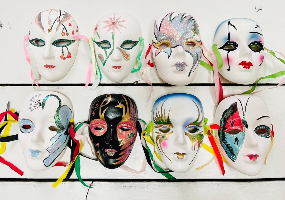 Vintage Ceramic Masks Hand Painted Mardi Gras Lot of 8 Wall Hanging ...