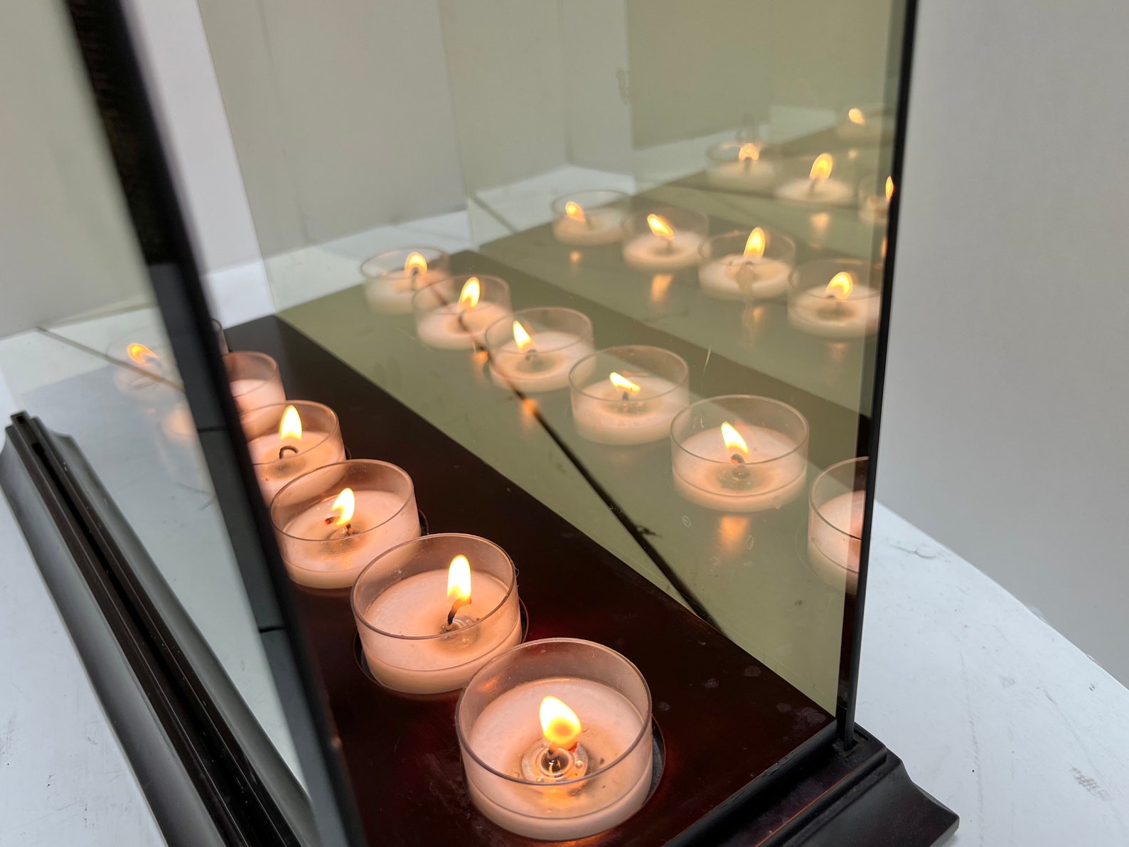 Partylite Infinite Reflections Infinity Mirrored Candle Tealight Holder ...