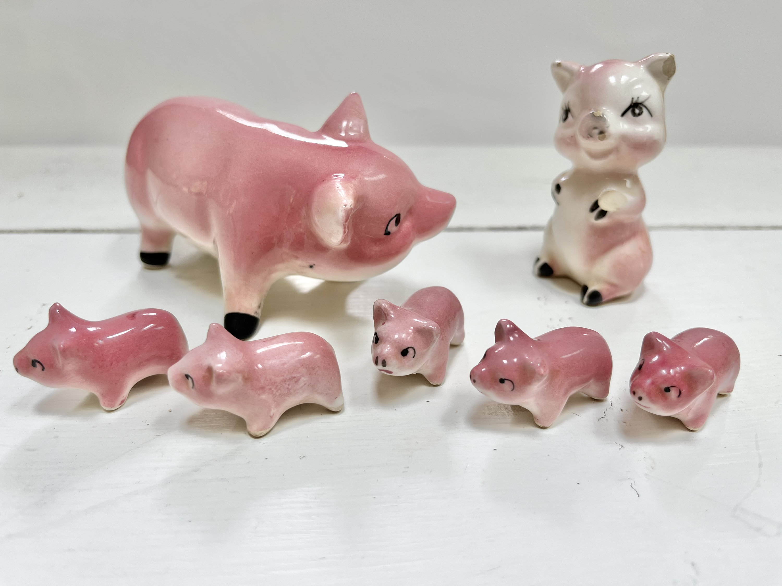 Vintage Porcelain Pig Figurine With 5 Little Piglets Made in Japan Pigs ...