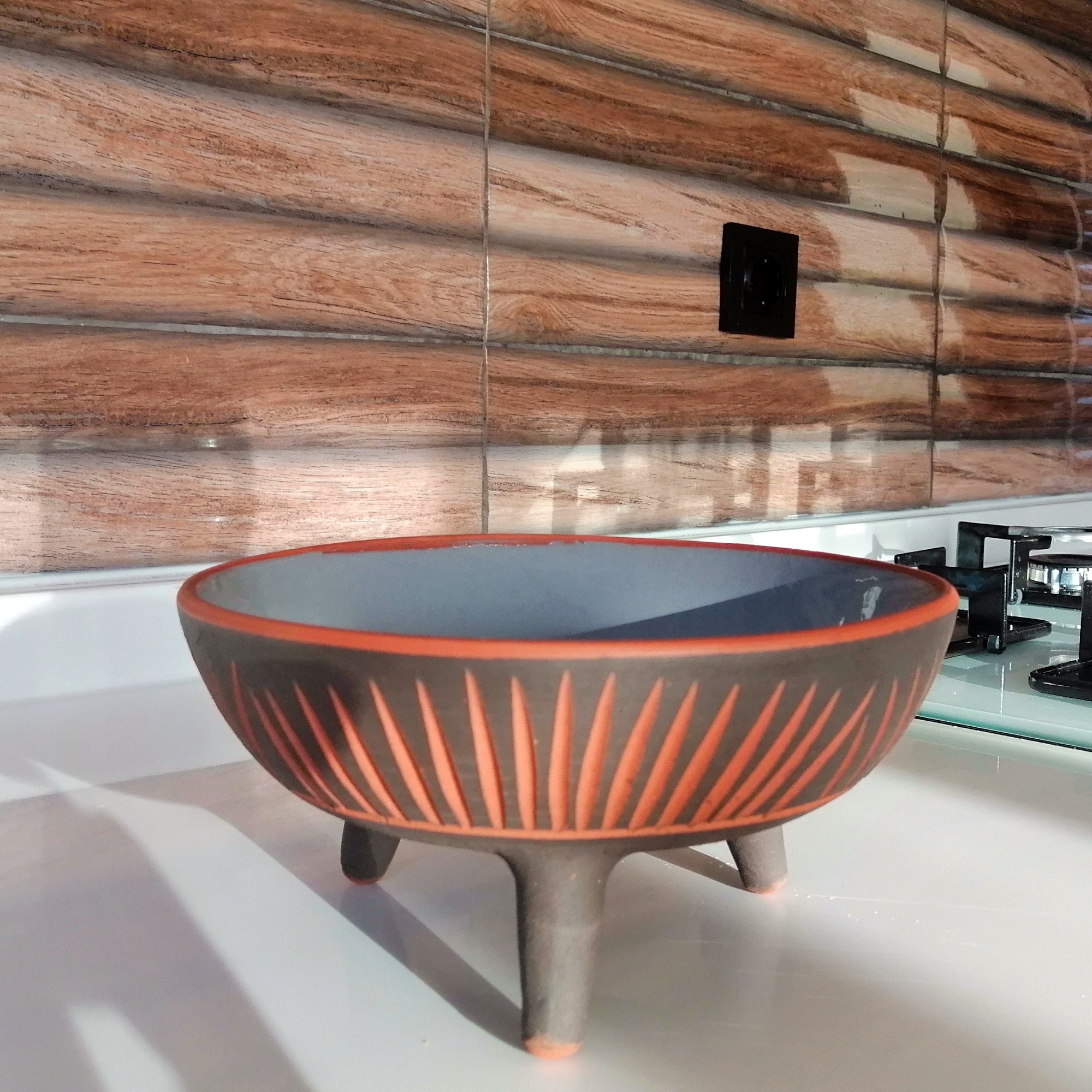 Clay Tripot Plate, Traditional Earthen Dinnerware, Housewarming Gifts ...