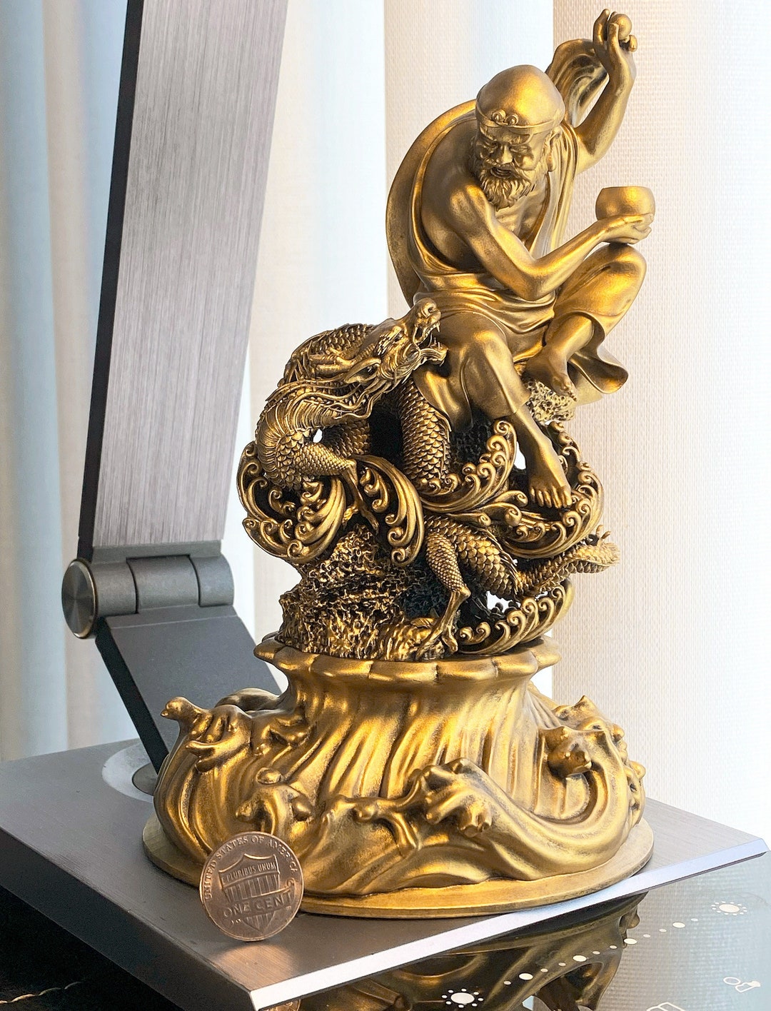 Statue of Bodhidharma, a Buddhist Monk, the Founder of Zen, Playing ...