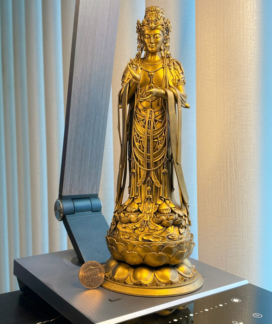 Statue of Bodhisattva Avalokiteshvara, the Manifestation of Self-born ...