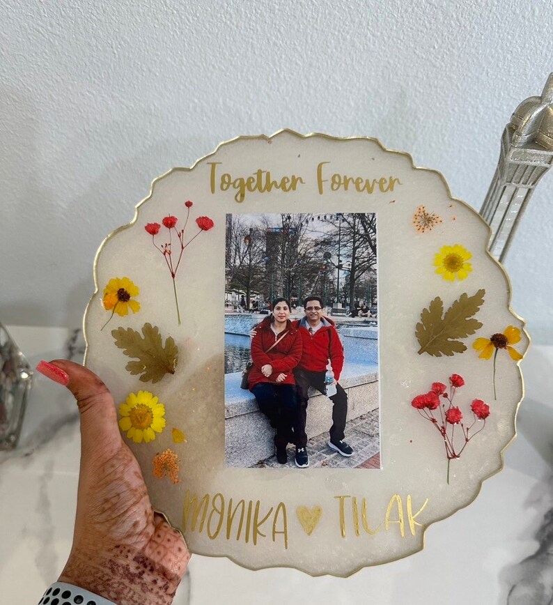 Custom Resin Photo Frame With Pressed Flowers, Personalized Gift - Etsy