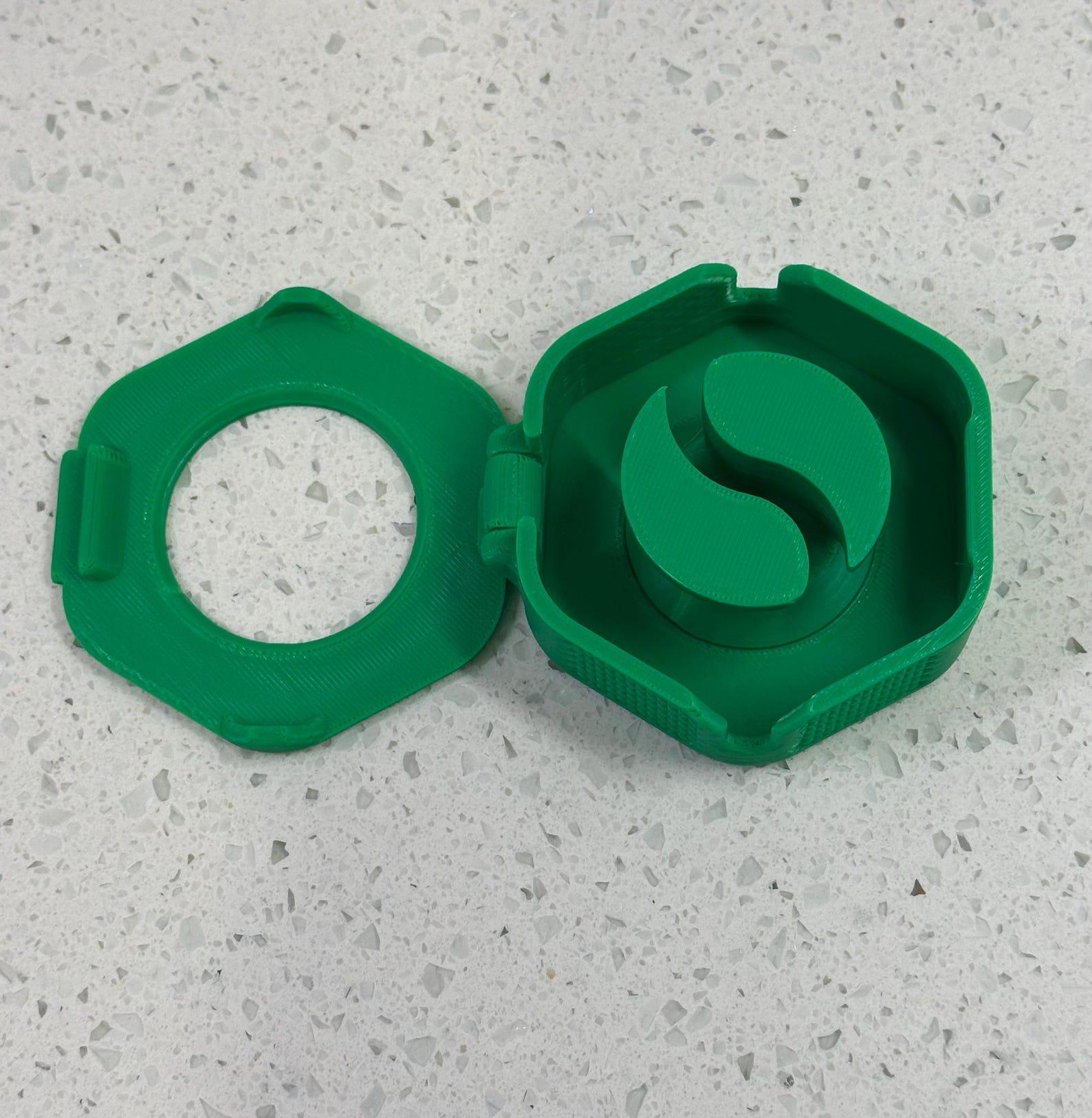 Portable USB Cable Winder | 3 Sizes Available | Many Colors | Tangle ...