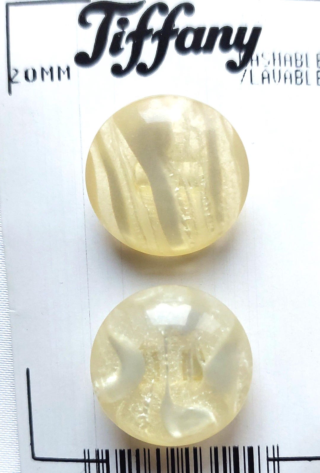 Off White Buttons - Pearlized, Ivory Colour, Marble Design, Shanks ...