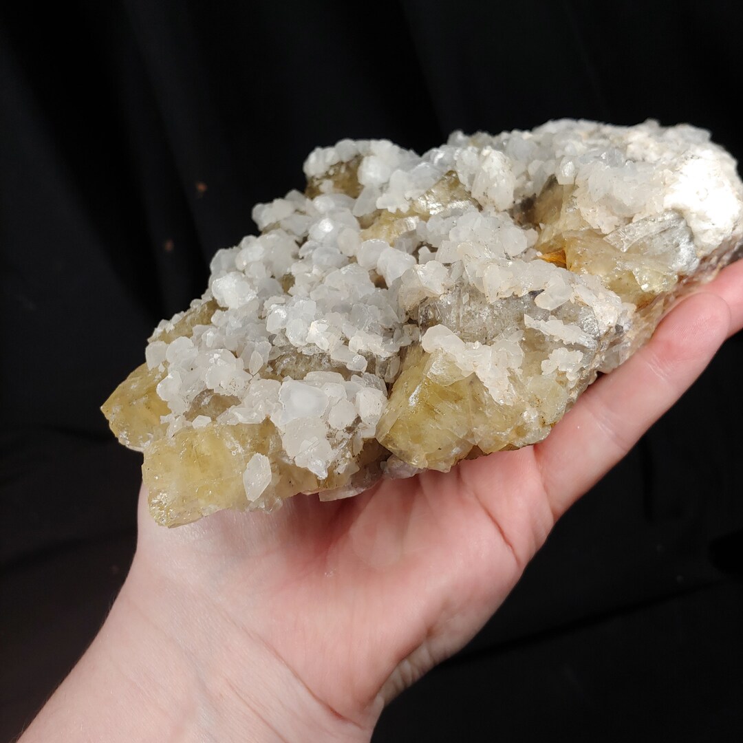 Display Yellow Cubic Fluorite With Mouse Ear Calcite - Etsy