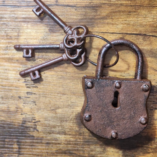 Vintage Lock and Key - Etsy