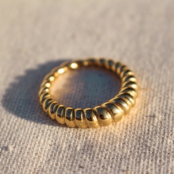 Gold Twisted Ring - Etsy