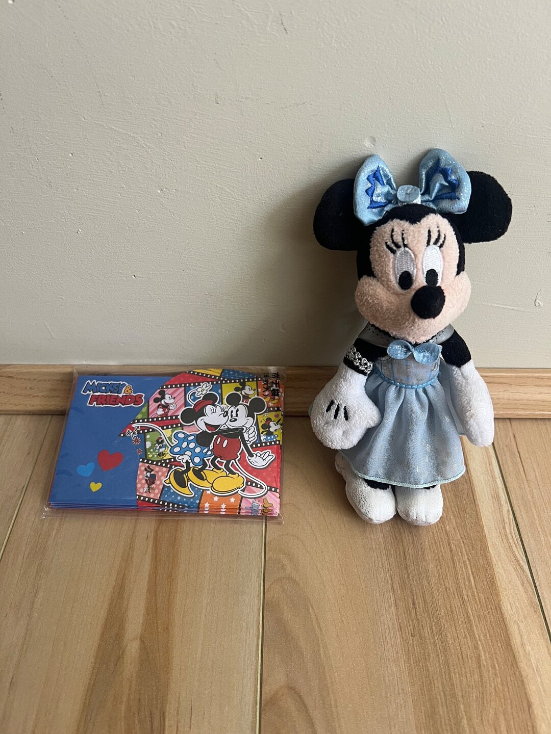 Tokyo Disneyland Minnie Mouse Plush & Money Red Envelopes hong Bao - Etsy