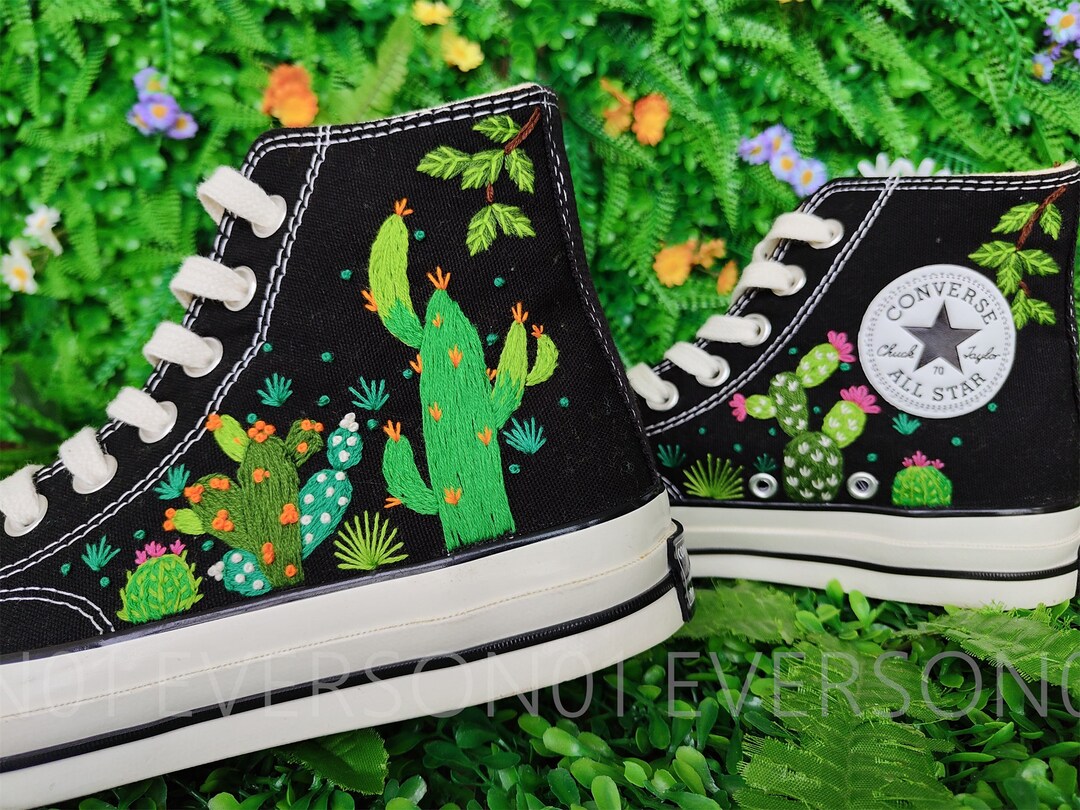 Custom Converse Embroidered Shoes Converse Chuck Taylor 1970s Custom ...