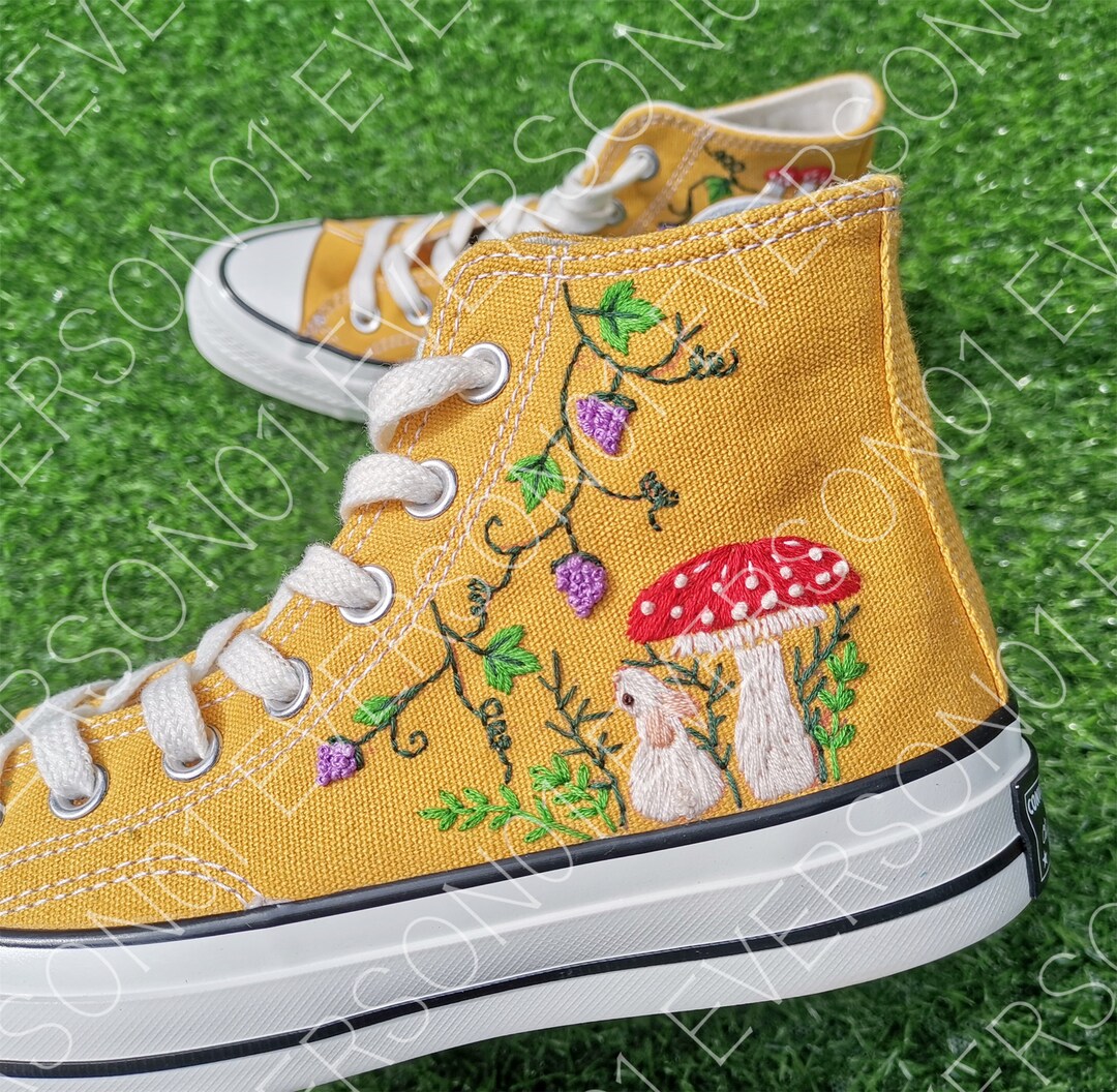 Converse Embroidered Shoes Rabbit Converse Chuck Taylor 1970s Custom ...