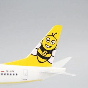 Ryanair Buzz Boeing 747-800 MAX 1:200 Alloy 20cm Aircraft - Etsy