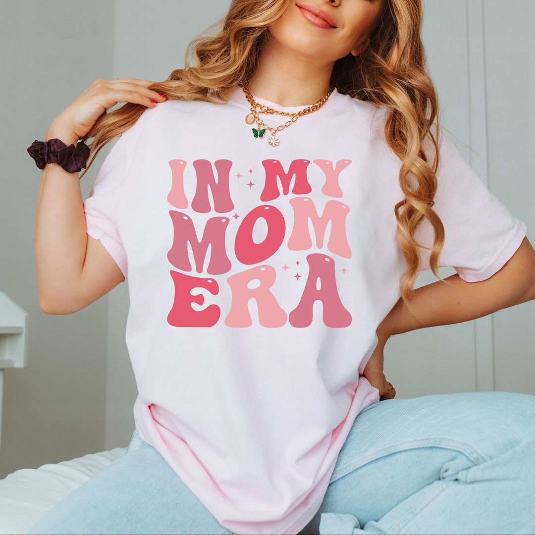 Retro in My Mom Era T-shirt, Mother Era Tee, Mother's Day Gift for Her ...