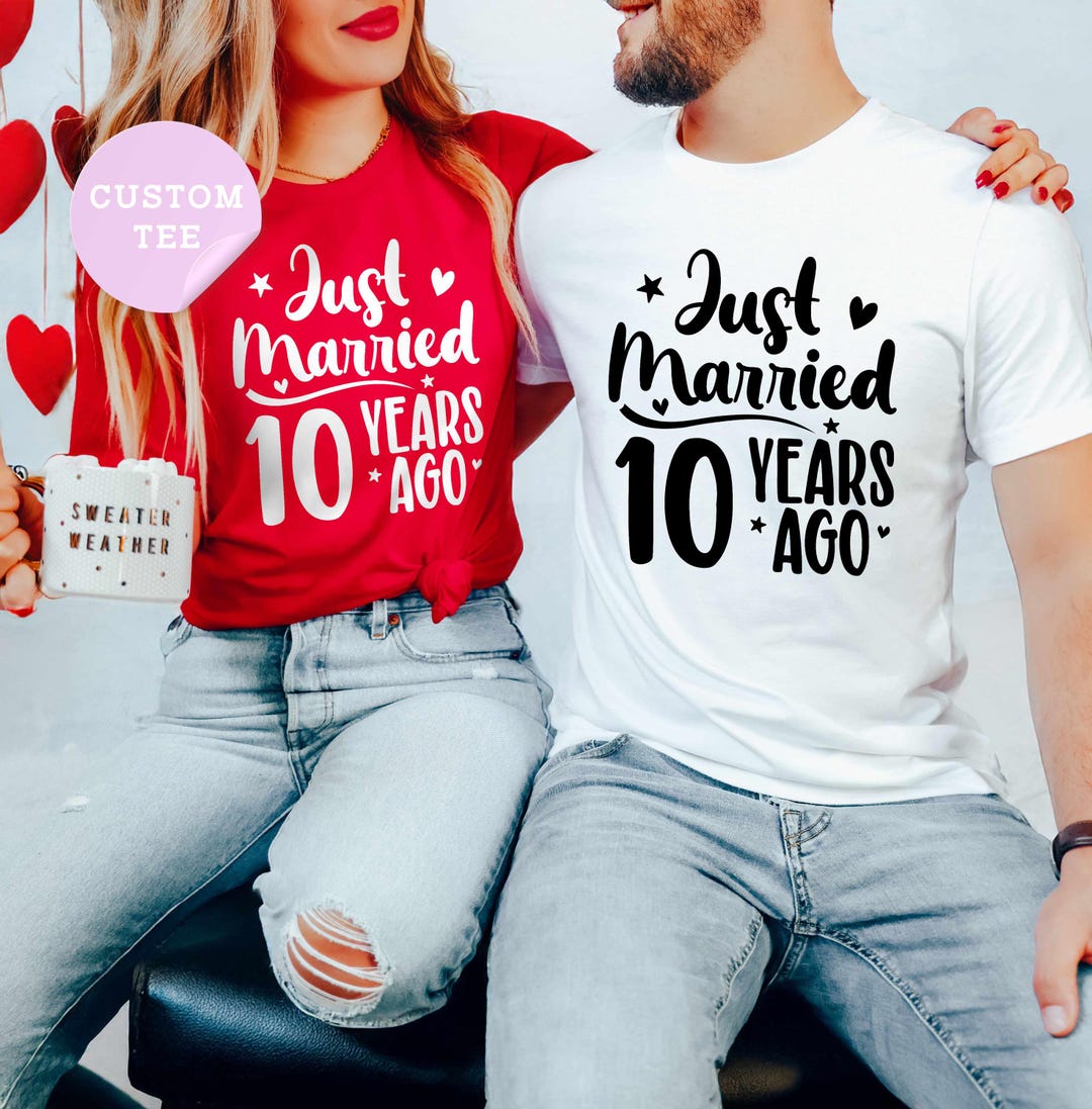 Custom Anniversary Shirt: "just Married" Personalized Couples Tee - Etsy
