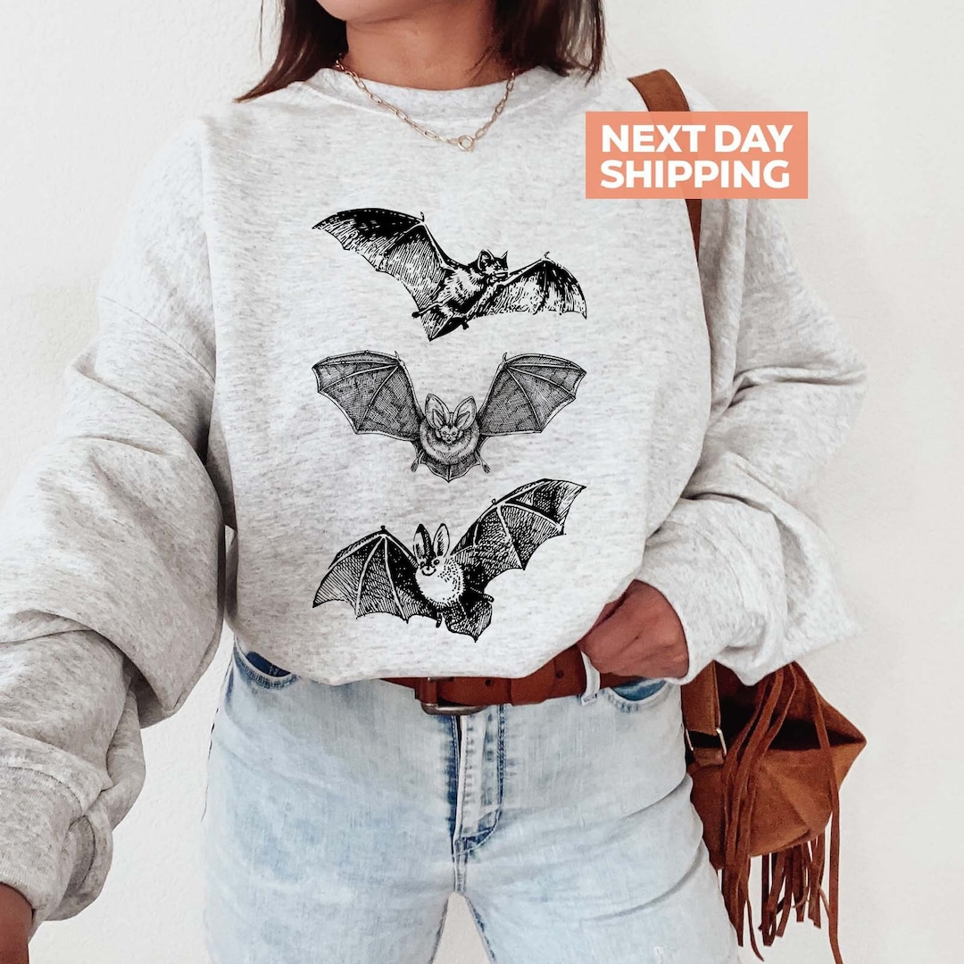 Three Bats Sweatshirt, Halloween Bat Sweater, Vintage 90s Style Shirt ...