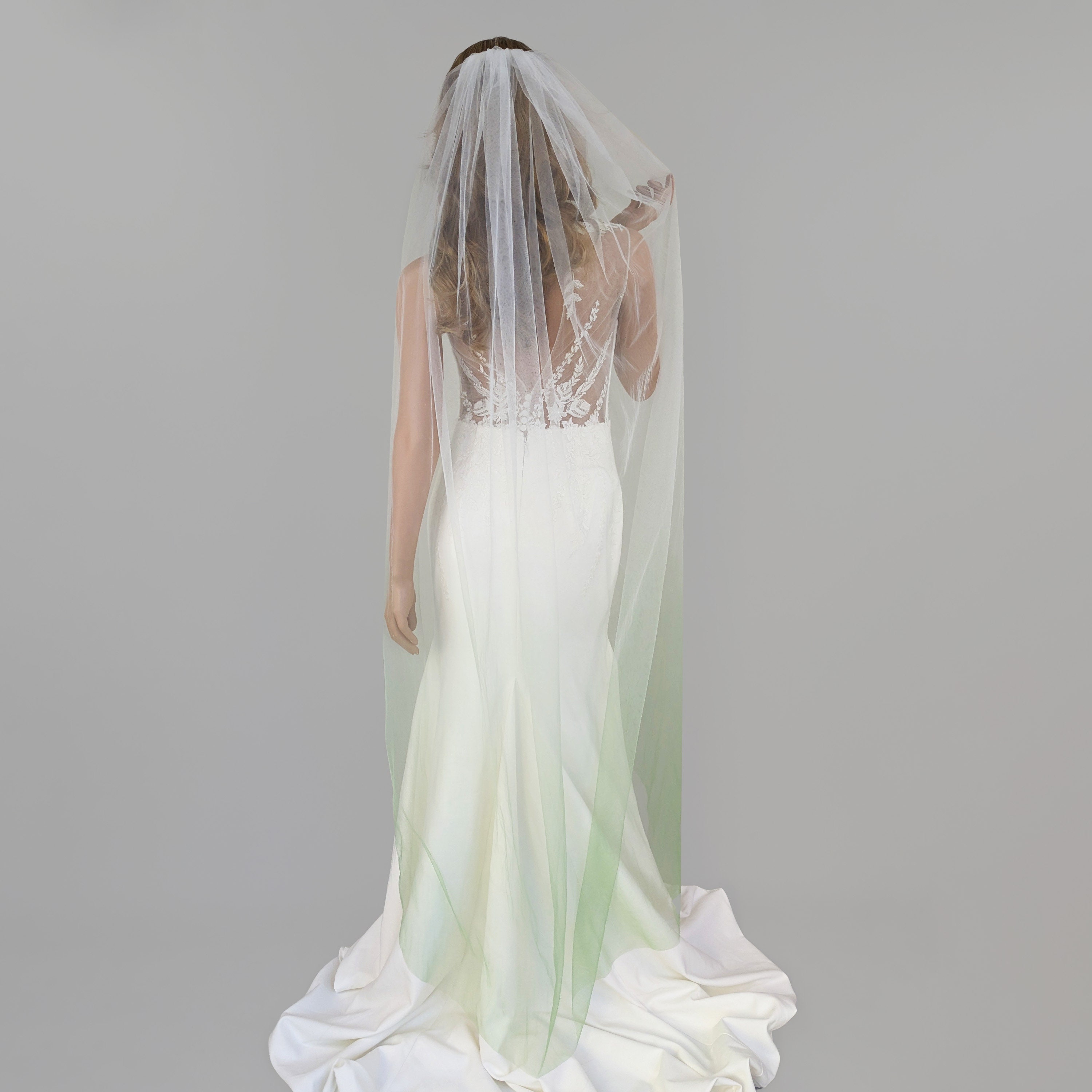 Ombre Green Wedding Veil Dip Dyed Green Soft Tulle, Single Tier Rounded ...