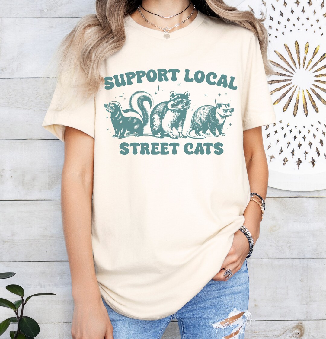 Support Your Local Street Cats Graphic T-shirt, Retro Raccoon T-shirt ...