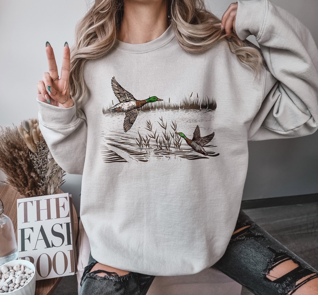 Retro Mallard Ducks Fall Sweatshirt, 90s Waterfowl Duck Outfit, Vintage ...