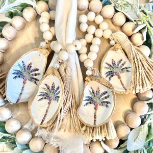 Palm Tree Shell Napkin Ring Christmas Dinner Table. Palm Tree Oyster ...