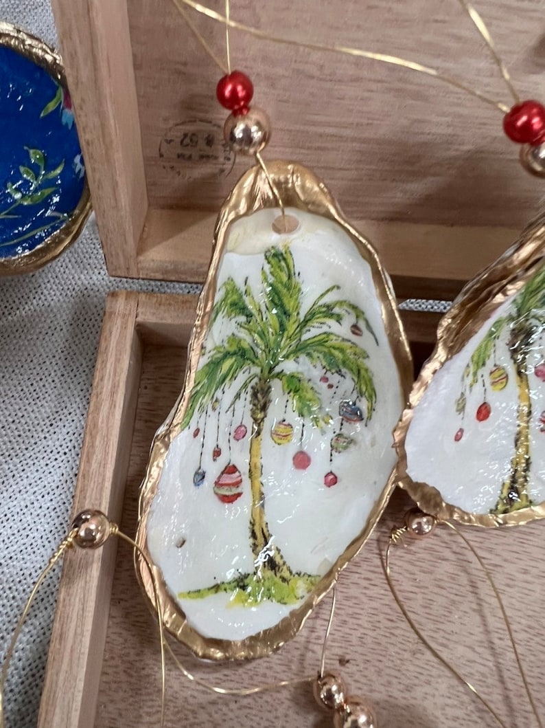 Palm Tree Oyster Shell Ornament. Seashell Christmas Ornament. - Etsy