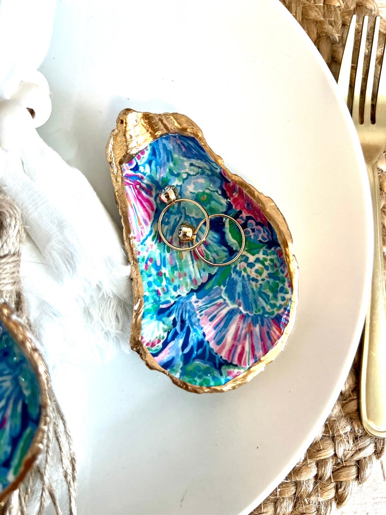 Palm Beach Event Favor and Decor Set Coastal Preppy Shell Dish & Place ...