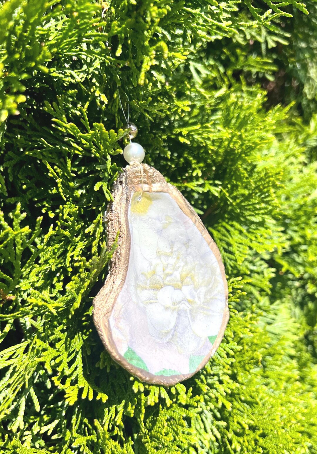 Magnolia Shell Party Favor. Magnolia Wine Bottle Charm. Southern ...