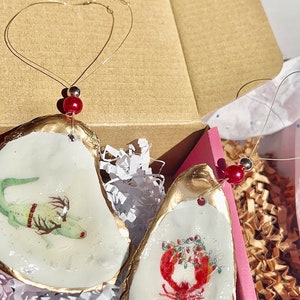 Cajun Christmas Crawfish Oyster Shell Ornament. Crawfish Alligator ...