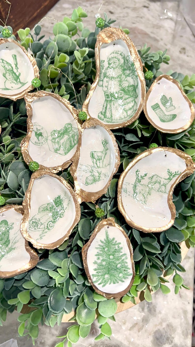 Green Toile Christmas Ornament. Victorian Style Christmas Decor ...