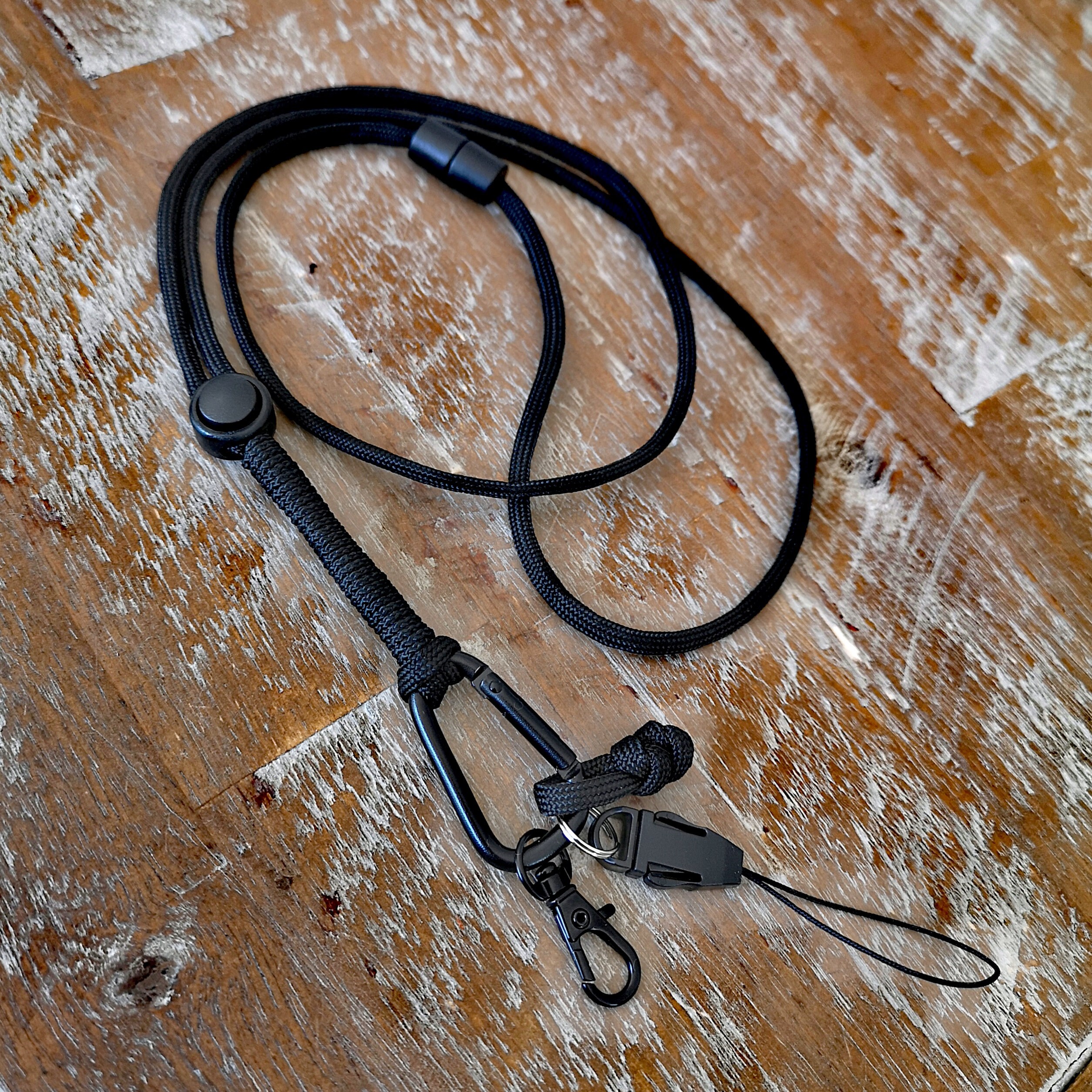 Adjustable Paracord Neck Lanyard Ring 2 Colors Safety Breakaway ...