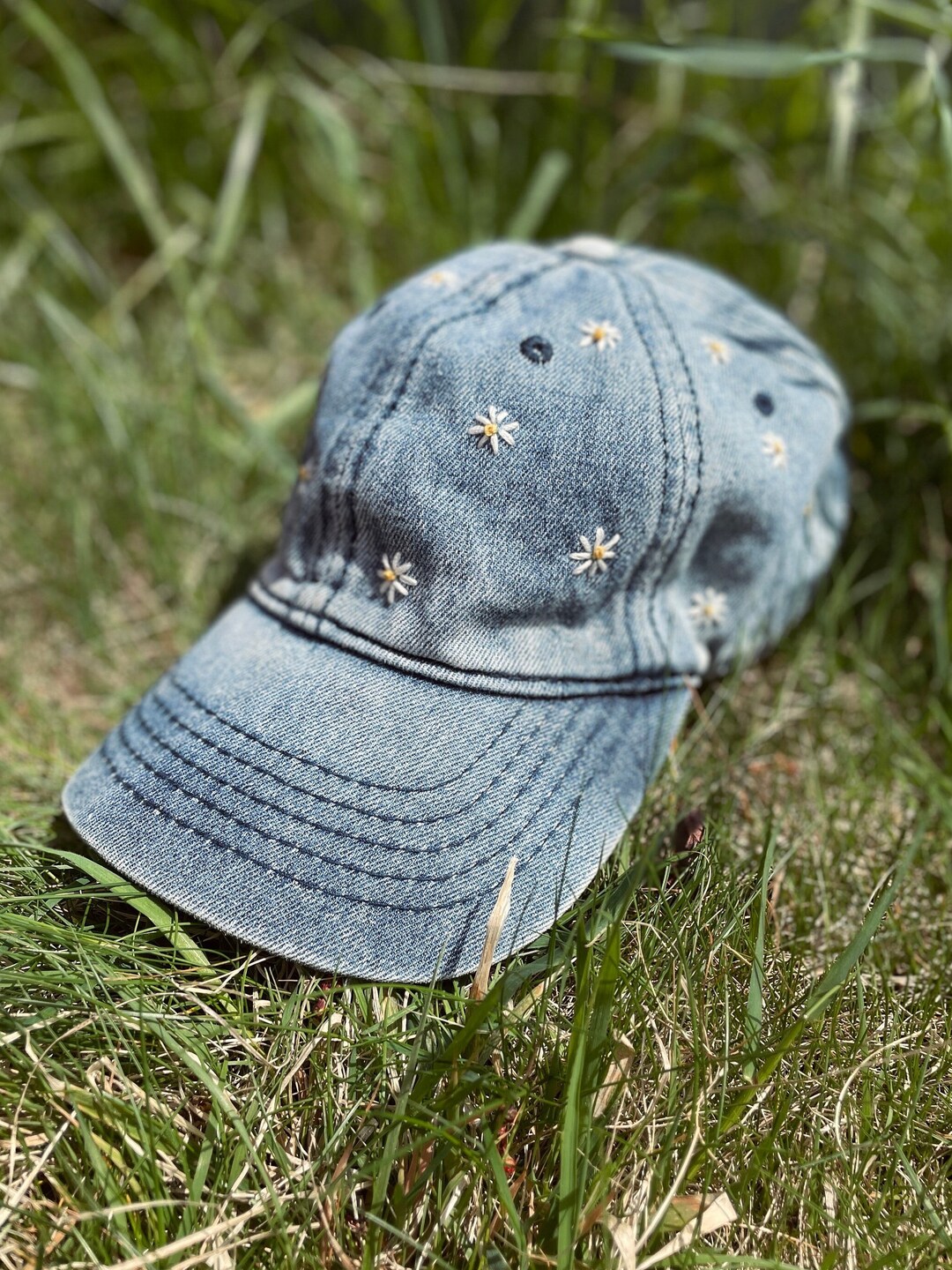 Hand-embroidered Daisy Hat - Etsy