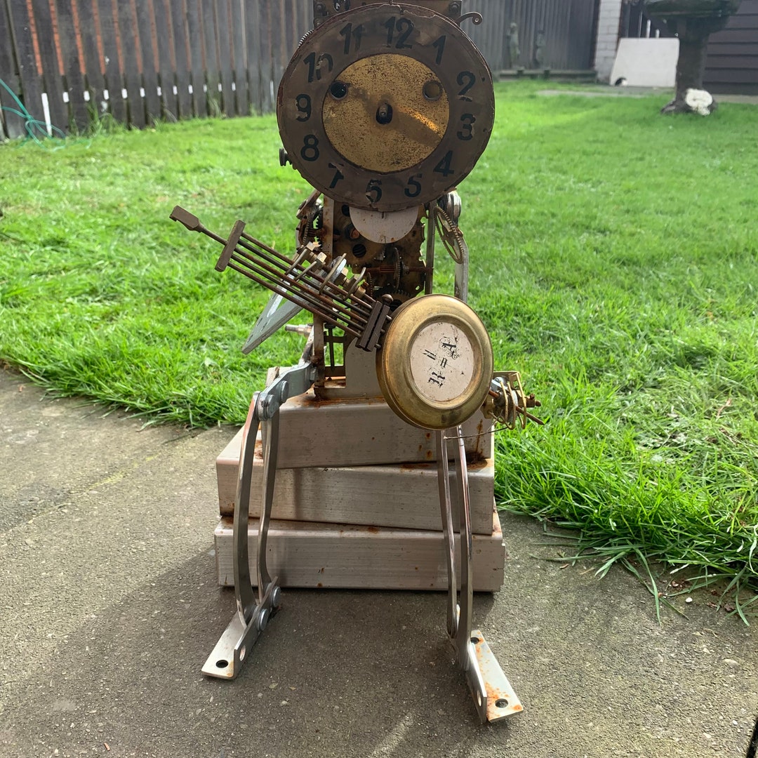 Music Man Figurine / Nut and Bolt Art / Metal Sculpture / Gift ...