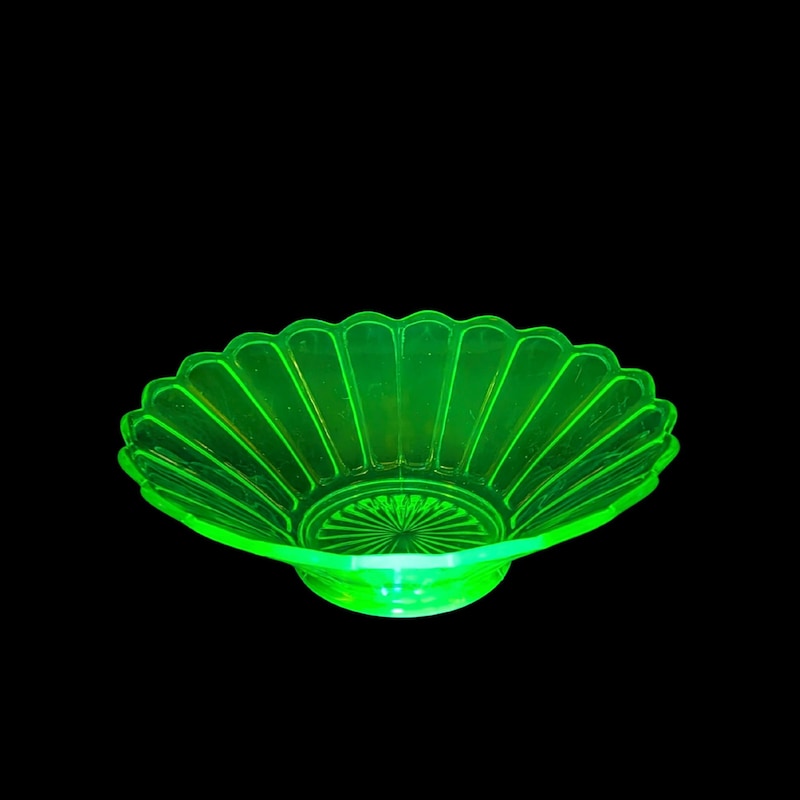 Vintage Scallopped Glass - Etsy
