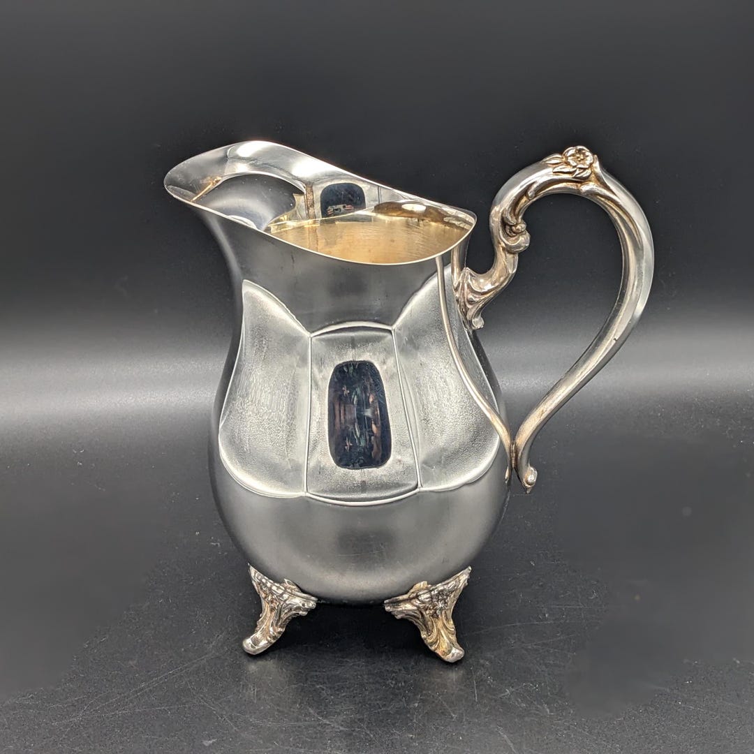 Vintage Oneida Silver Plated Pitcher With Ice Guard Elegant Floral ...
