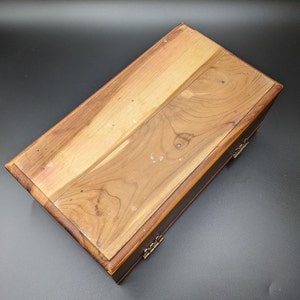 Vintage Lane Mini-cedar Chest | Trinket Keepsake or Jewelry Box ...