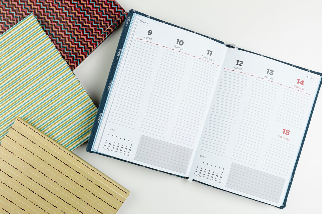 Printable 2025 Weekly Agenda Week at a Glance PDF Files to Print ...