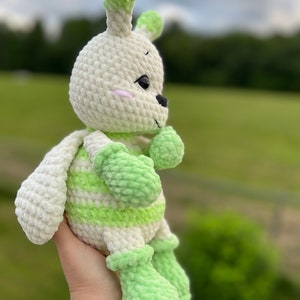 Glow in the Dark Junglebee, Plush Crochet Honeybee Toy - Etsy