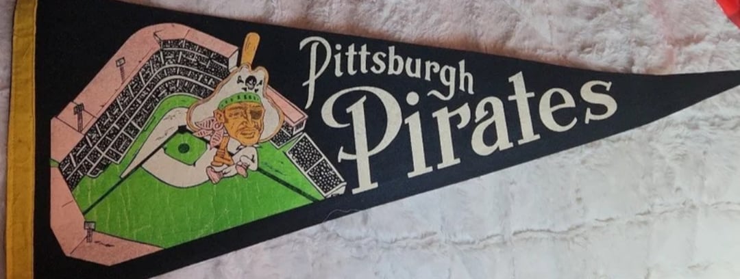 Vintage Pittsburgh Pirates Pennant Flag - Etsy