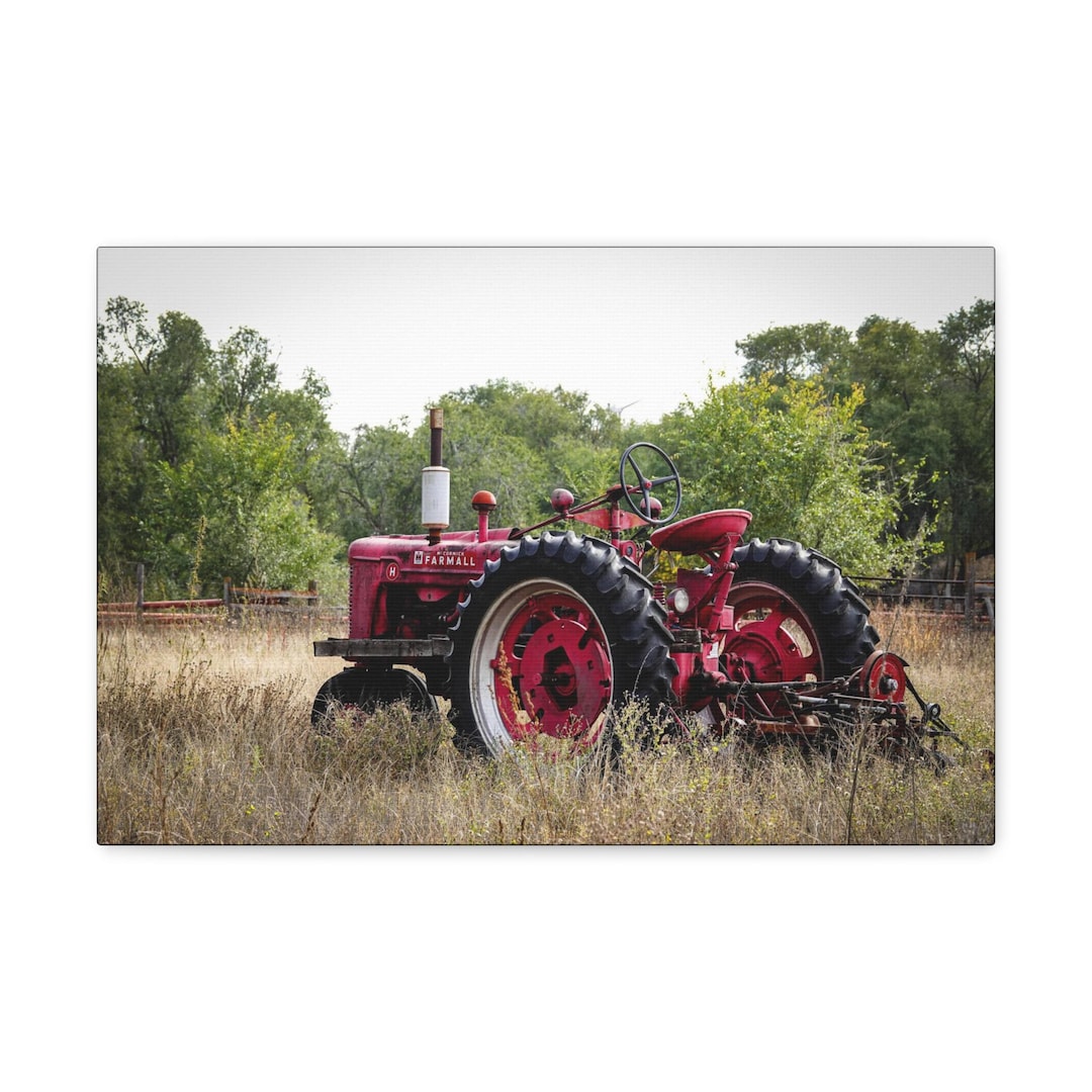 Old Farmall H Tractor Picture Canvas Print Beautiful Old Tractors ...