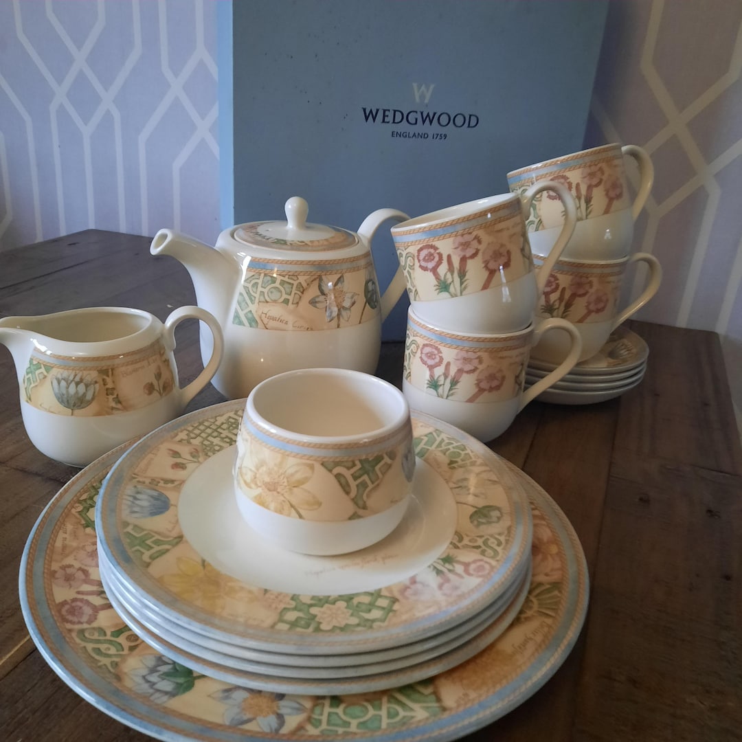 Wedgwood Dinnerware Set - Etsy