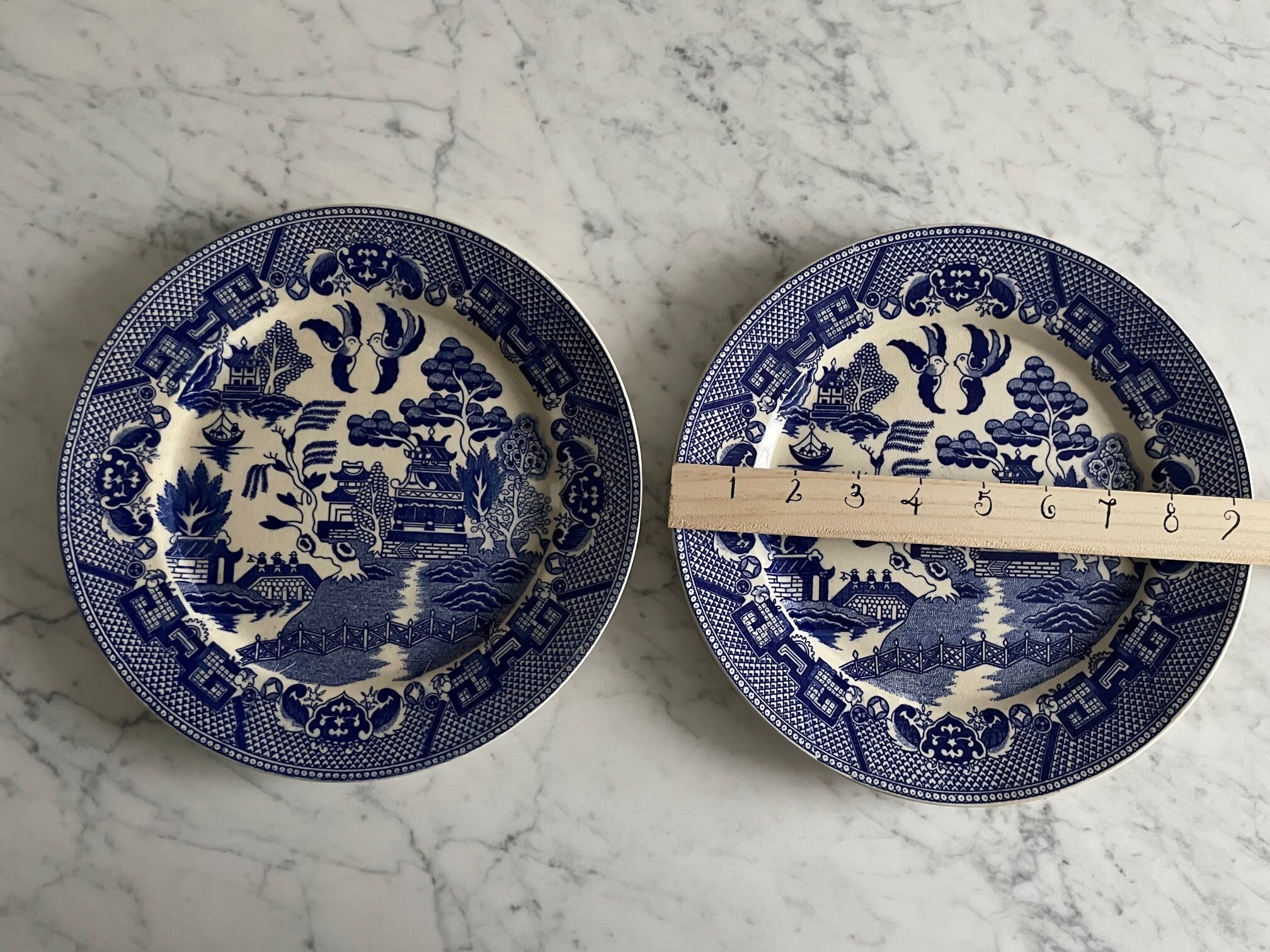 Unmarked Vintage Blue Willow Luncheon Plates 9 & 1/2" Plump Blue Doves ...
