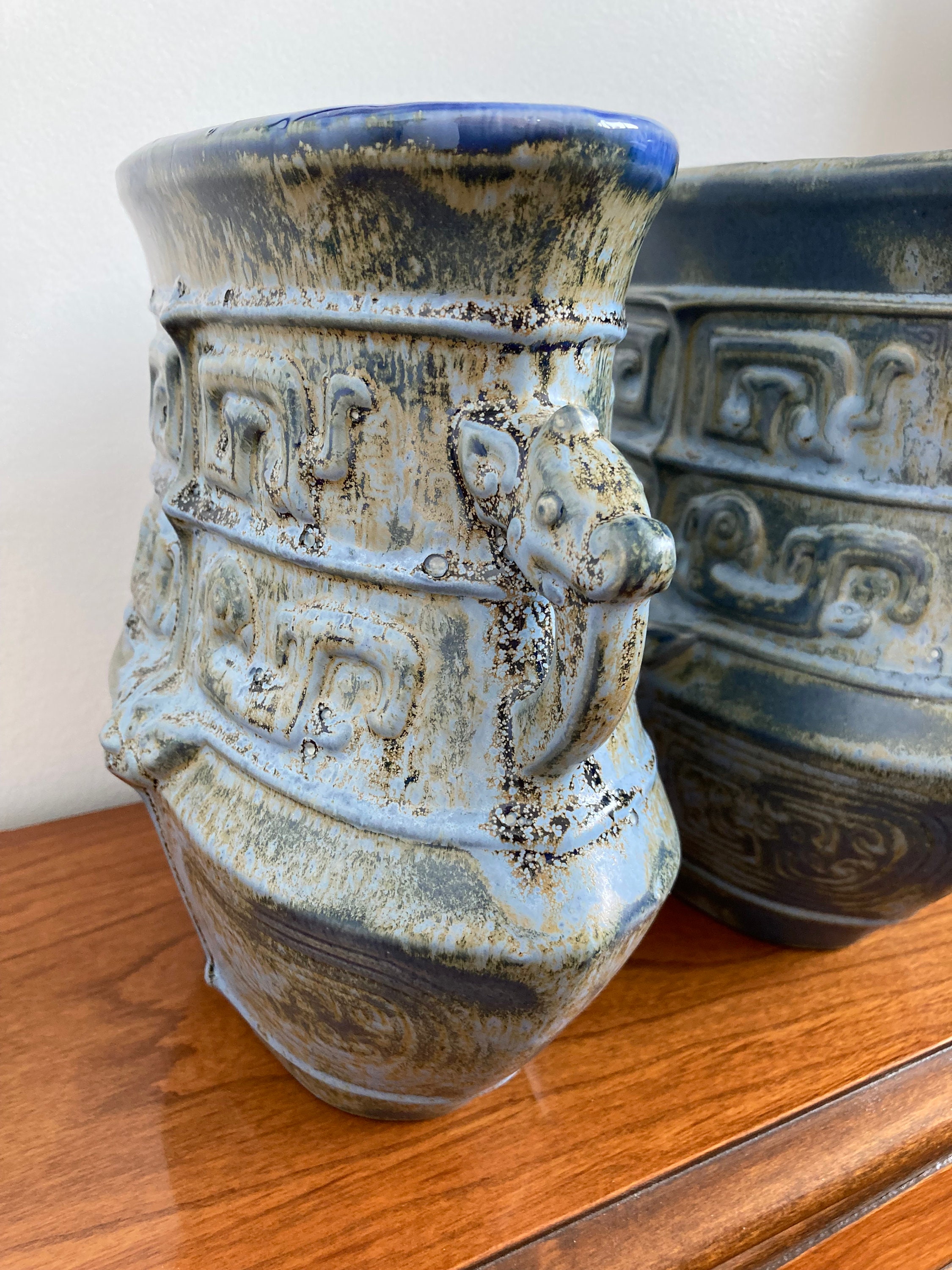 Vintage Studio Cast Pottery in the Qing Dynasty Era Style, Art Deco ...