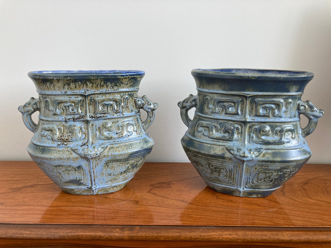 Vintage Studio Cast Pottery in the Qing Dynasty Era Style, Art Deco ...